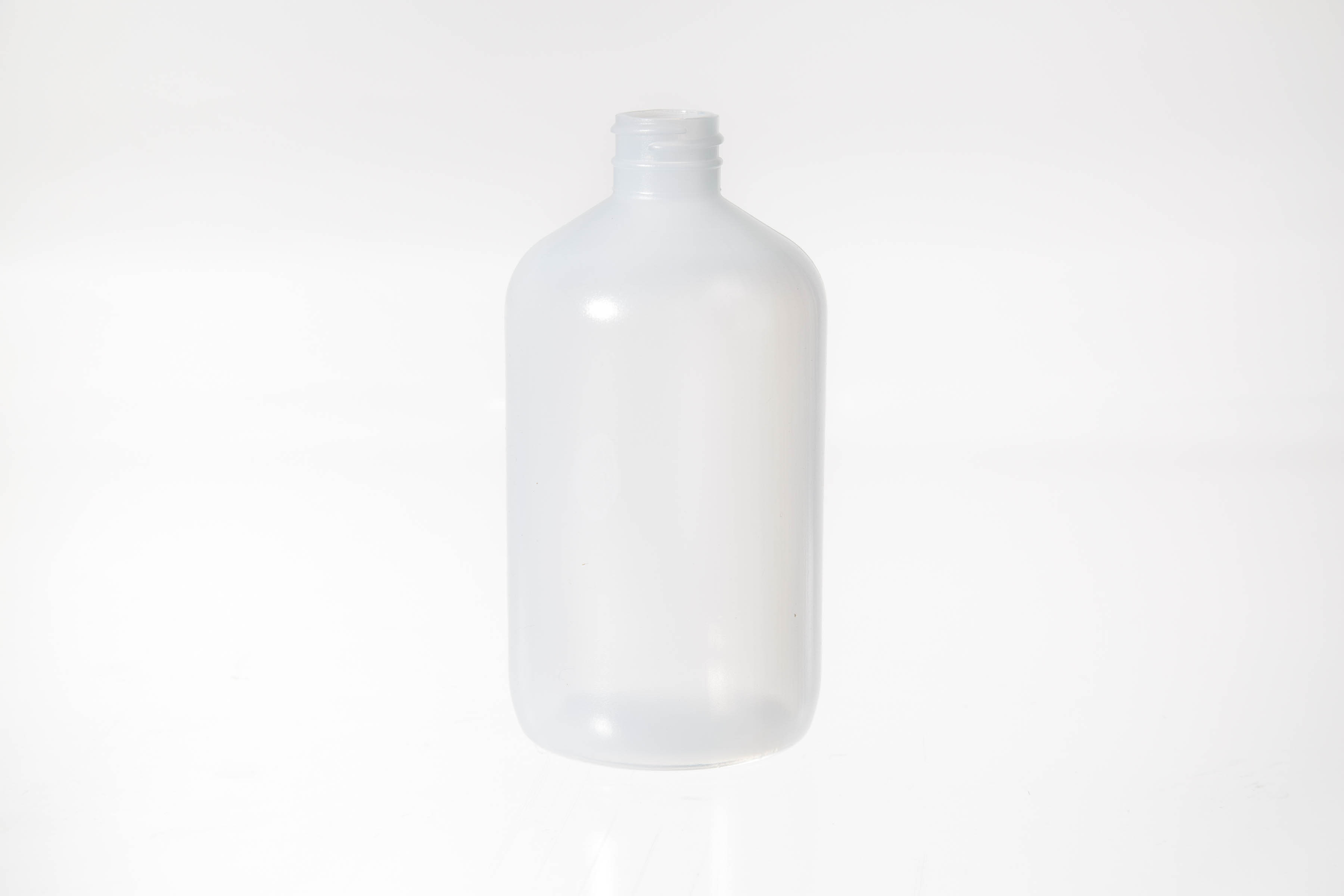 BOTTLE, 16 OZ NATURAL BOSTON ROUND 28-400 - PCCA